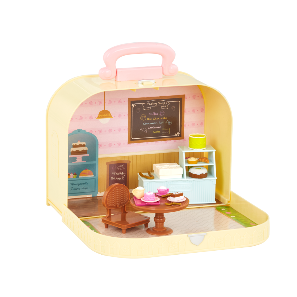 Deluxe Travel Suitcase Playset | Carry Case with Figurines | Li’l Woodzeez