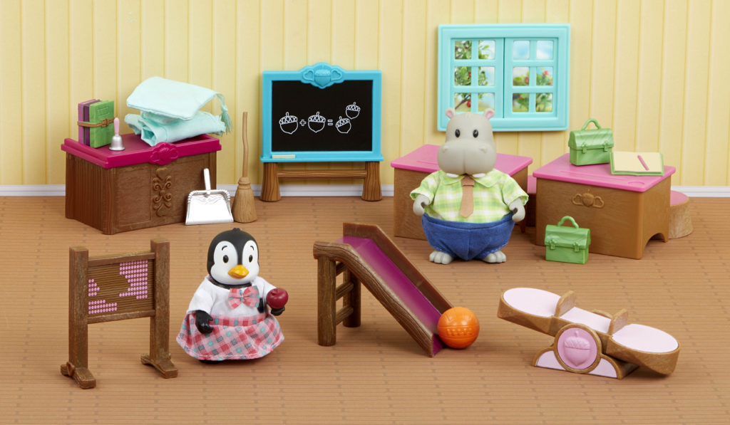 Classroom & Playground Set | Deluxe School Set with Figurines | Li'l ...